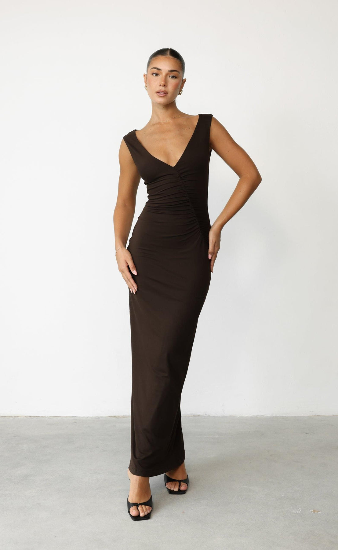 Viola Maxi Dress (Chocolate) | CHARCOAL Exclusive - Low V-neck Bodycon ...