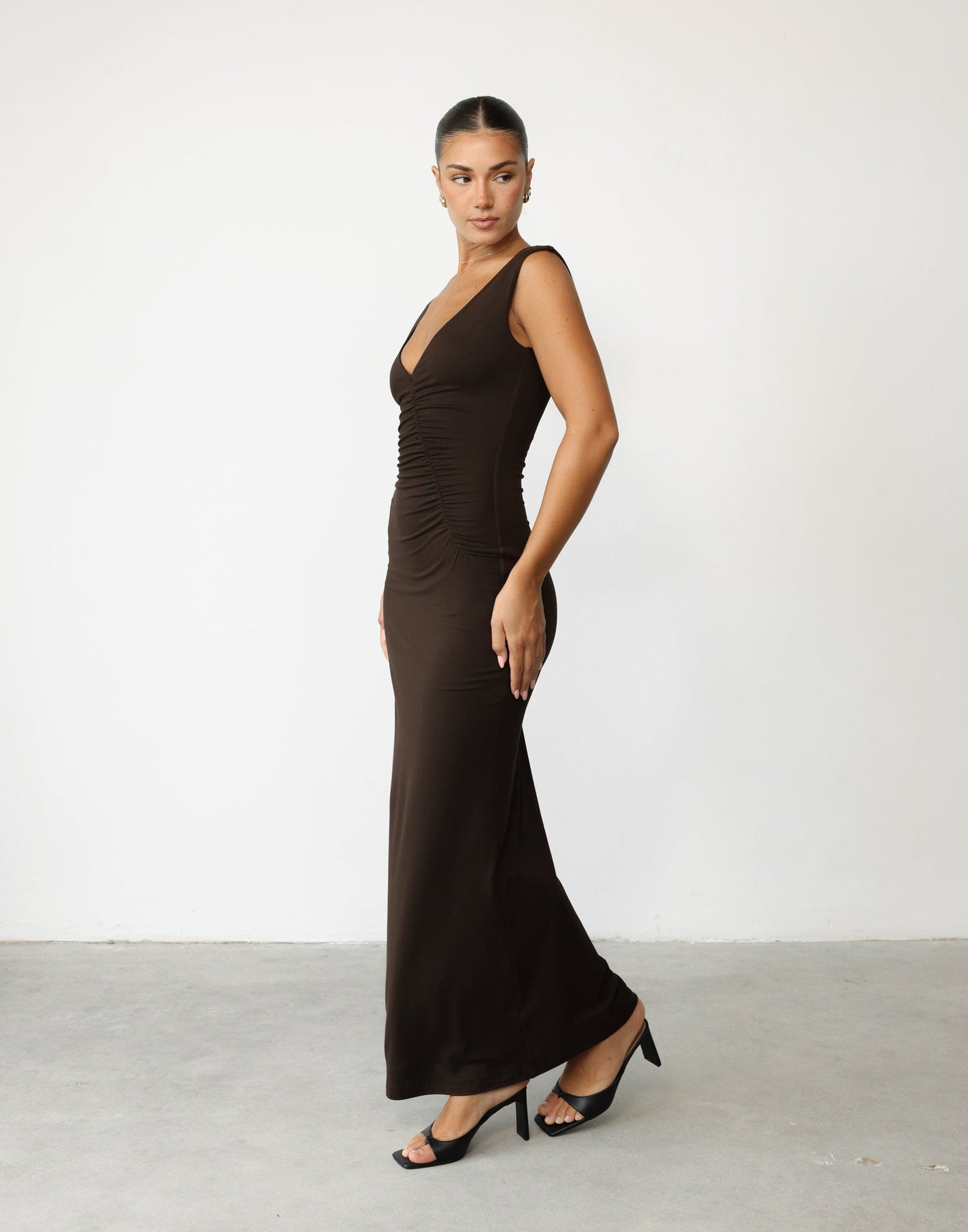 Viola Maxi Dress (Chocolate) | CHARCOAL Exclusive - Low V-neck Bodycon ...