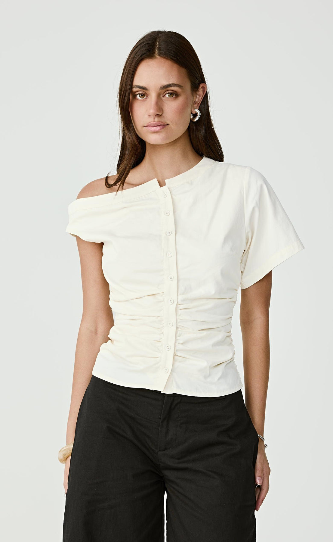 Justin Top (Cream) – CHARCOAL