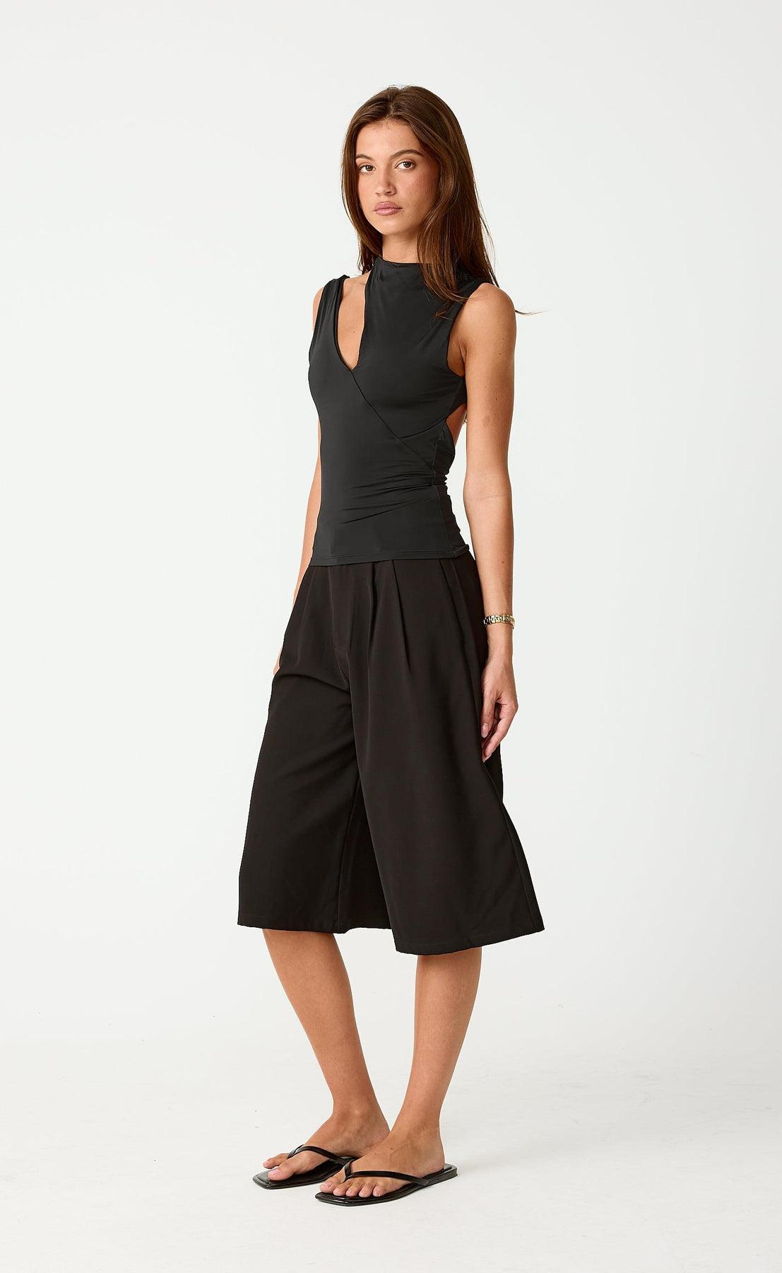 Solana Top (Black) – CHARCOAL